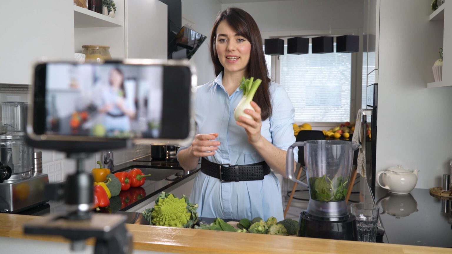 5 background vlog music options for your vlogging niche - Storyblocks