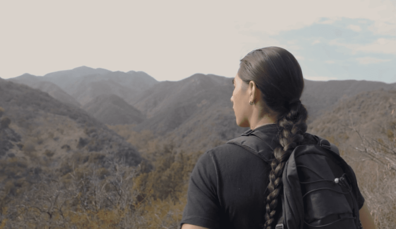 7 Basic Camera Movements - Pan, Tilt, Truck & More - Storyblocks