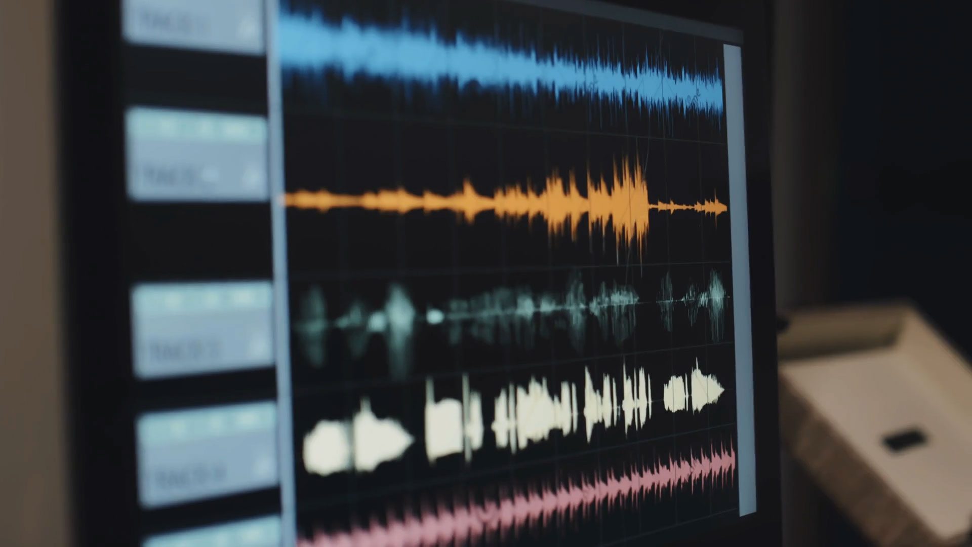 Audio quality showdown: WAV vs MP3 for video creators - Storyblocks