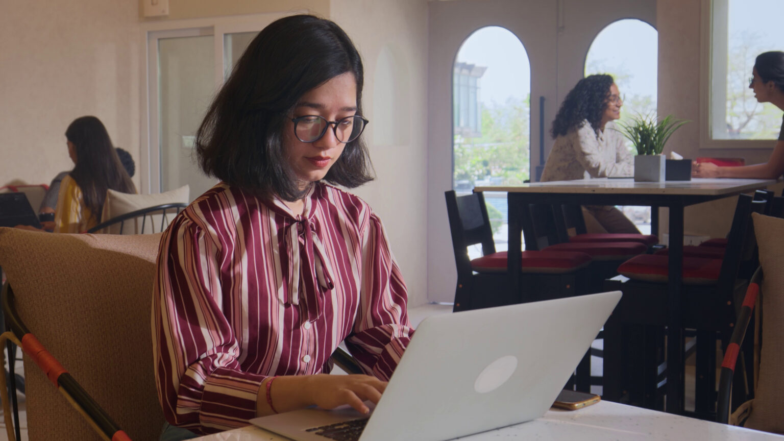 5 ways to find and build your community as a freelancer - Storyblocks
